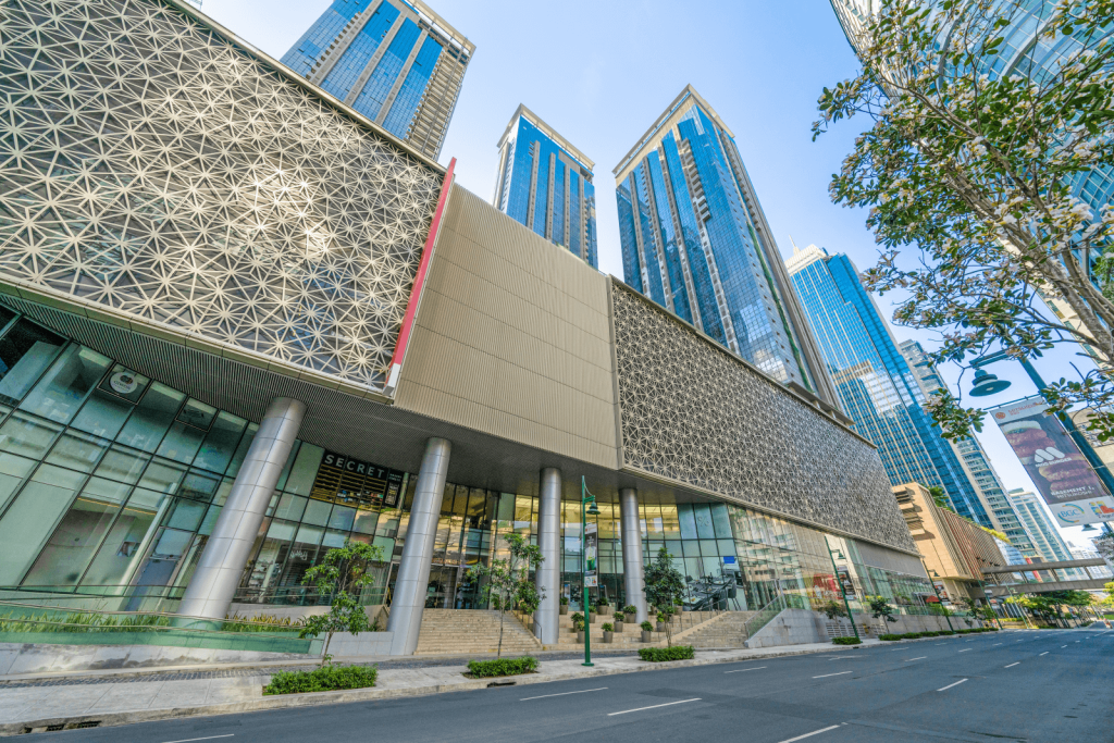 Retail: Mitsukoshi – The Season Residences
